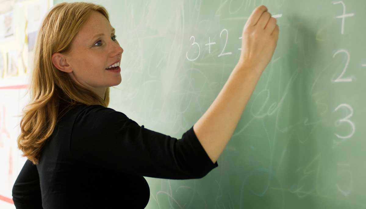 Teaching Jobs That Make a Difference: Apply Now and Shine! - ESL Expat